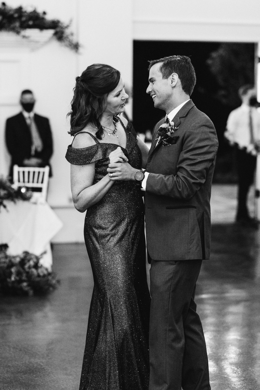 Denver Wedding at The Manor House | Skylar Rain Photography