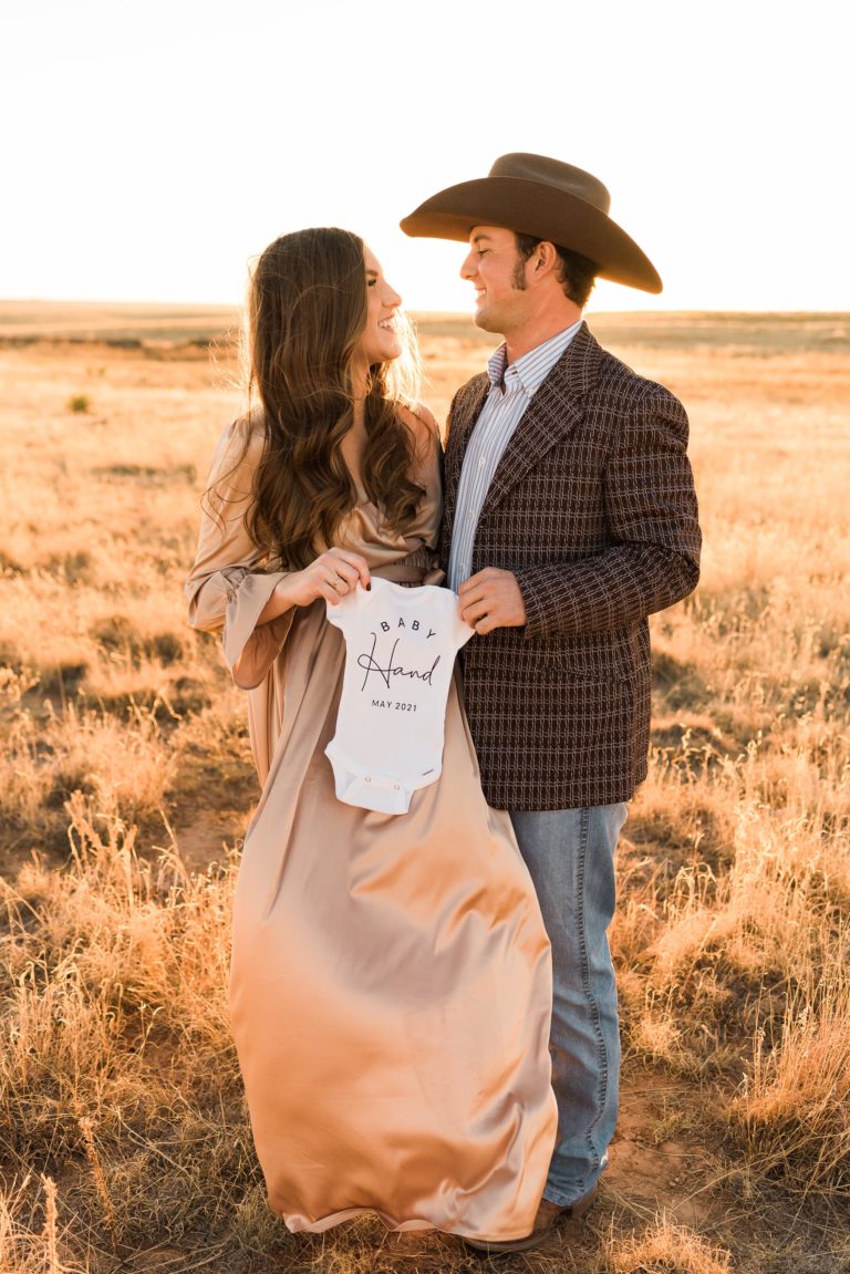 Western Baby Announcement Photos | Skylar Rain